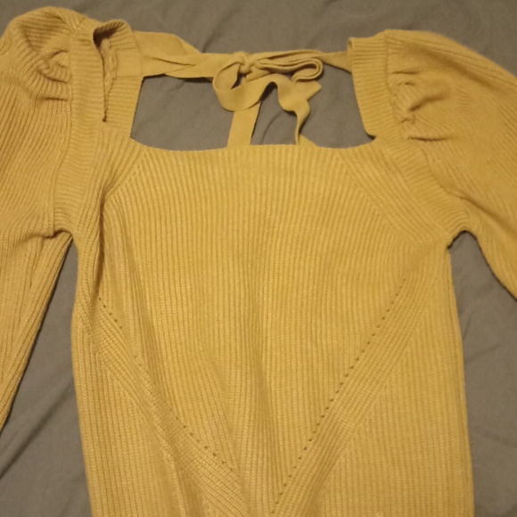 Wayf | Sweaters | Wayf Tan Bow Detail Open Back Sweater | Poshmark